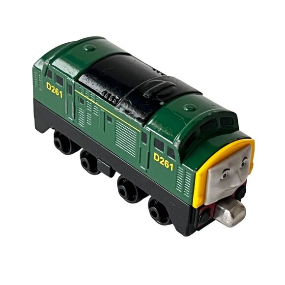 Thomas & Friends | Toys | The Diesel Class 4 D26 Thomas Friends Train ...